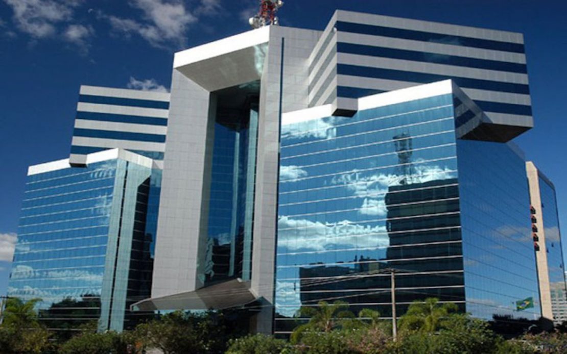 Funcef aprova a Política de Investimentos 2025-2029 - Funds Society Brasil
