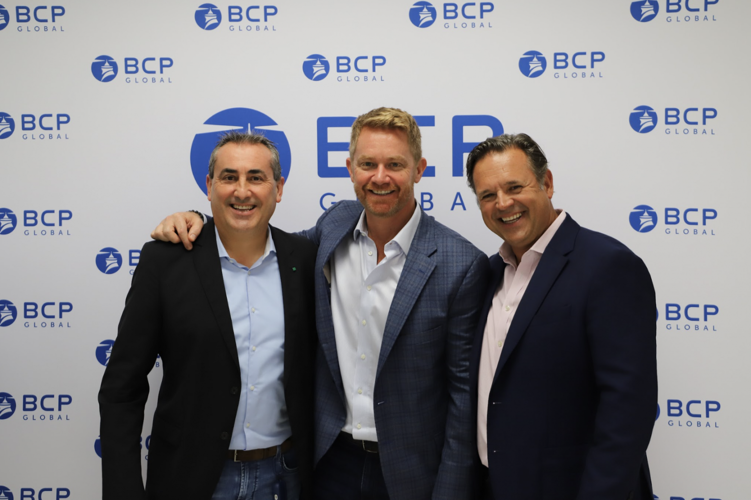 BCP Global lanzó en Miami la solución “todo en uno” ONE APP para ...