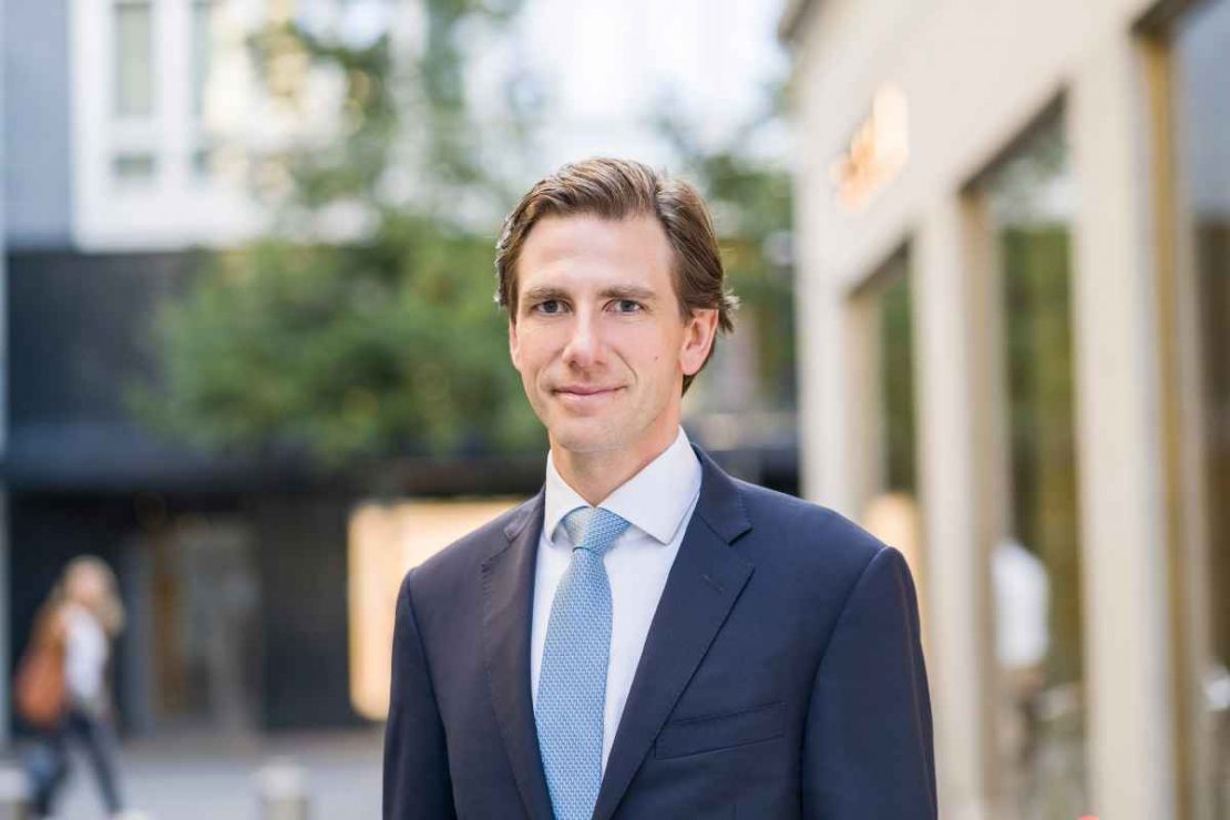 Family Offices Diversify Currency Risk for Resilience UBS Report ...